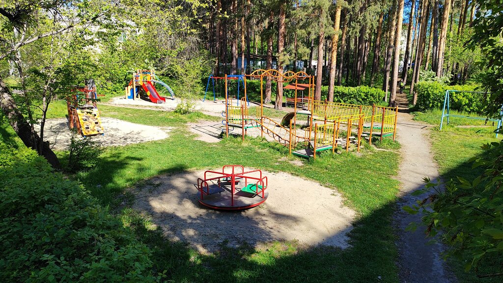 Oyun alanı Playground, Snejinsk, foto