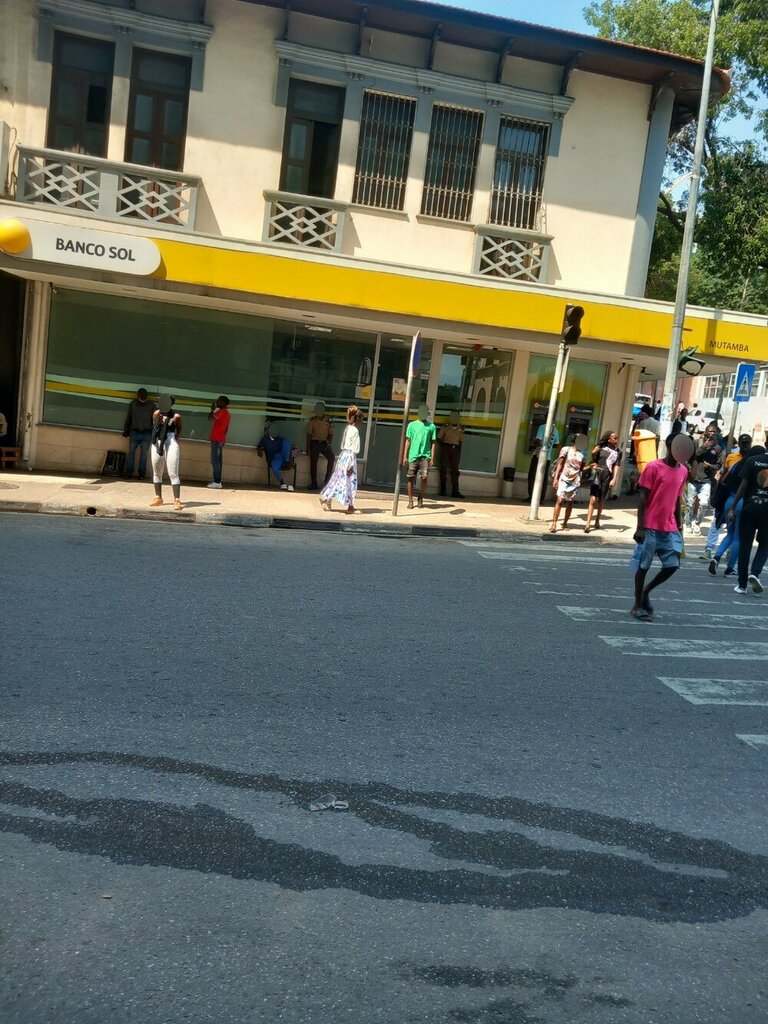 Banka Sol, Loanda, foto