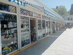 Сувенирная лавка (Chernomorskaya Street No:3/16К), hediyelik eşya mağazaları  Soçi'den