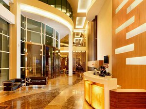 Hotel Santika Tasikmalaya (West Java, Kota Tasikmalaya City, Tasikmalaya airport), otel  Tasikmalaya'dan