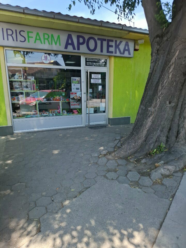 Eczaneler Irisfarm, Güney Backa İlçesi, foto
