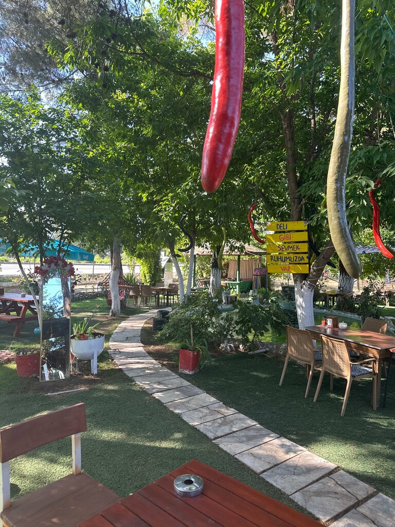 Kafe Botanik Aile Çay Bahçesi, Kale, foto