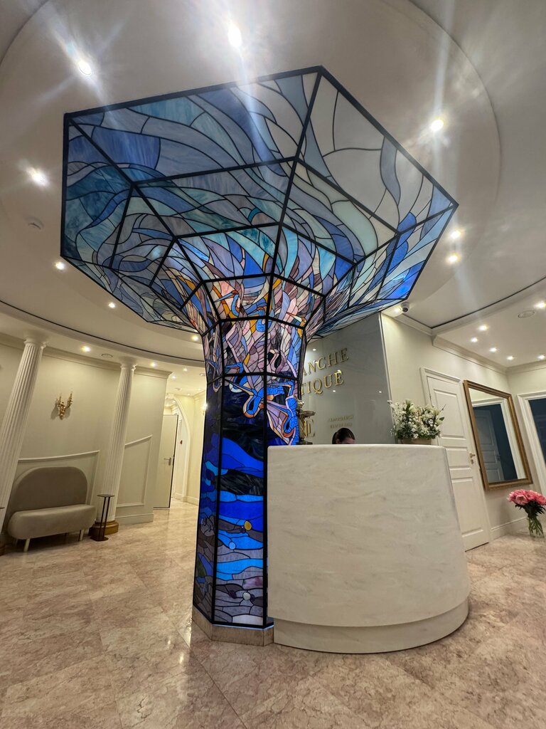 Özel ağız ve diş sağlığı klinikleri ve muayenehaneleri La Blanche Boutique, Moskova, foto