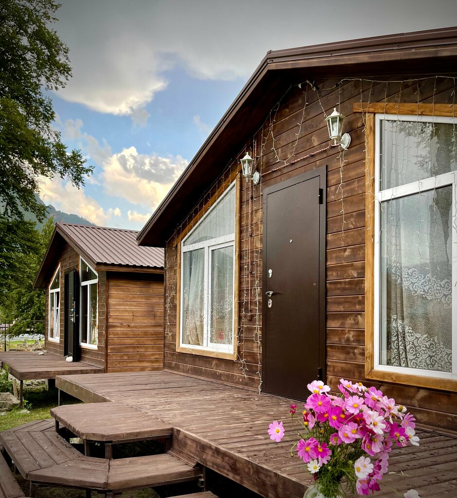 Resort oteller, tesisler База отдыха Ниса, Karaçay‑Çerkez Cumhuriyeti, foto