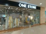 One Store (Pobedy Avenue No:91), giyim mağazası  Kazan'dan