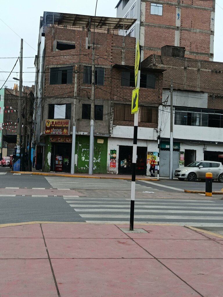 Kafe El Gallo Loco, Lima, foto