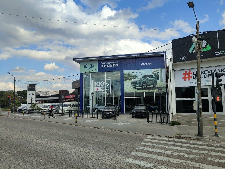 Elektronik eşya mağazaları Ssangyong Kgm, Santa‑Krus, foto