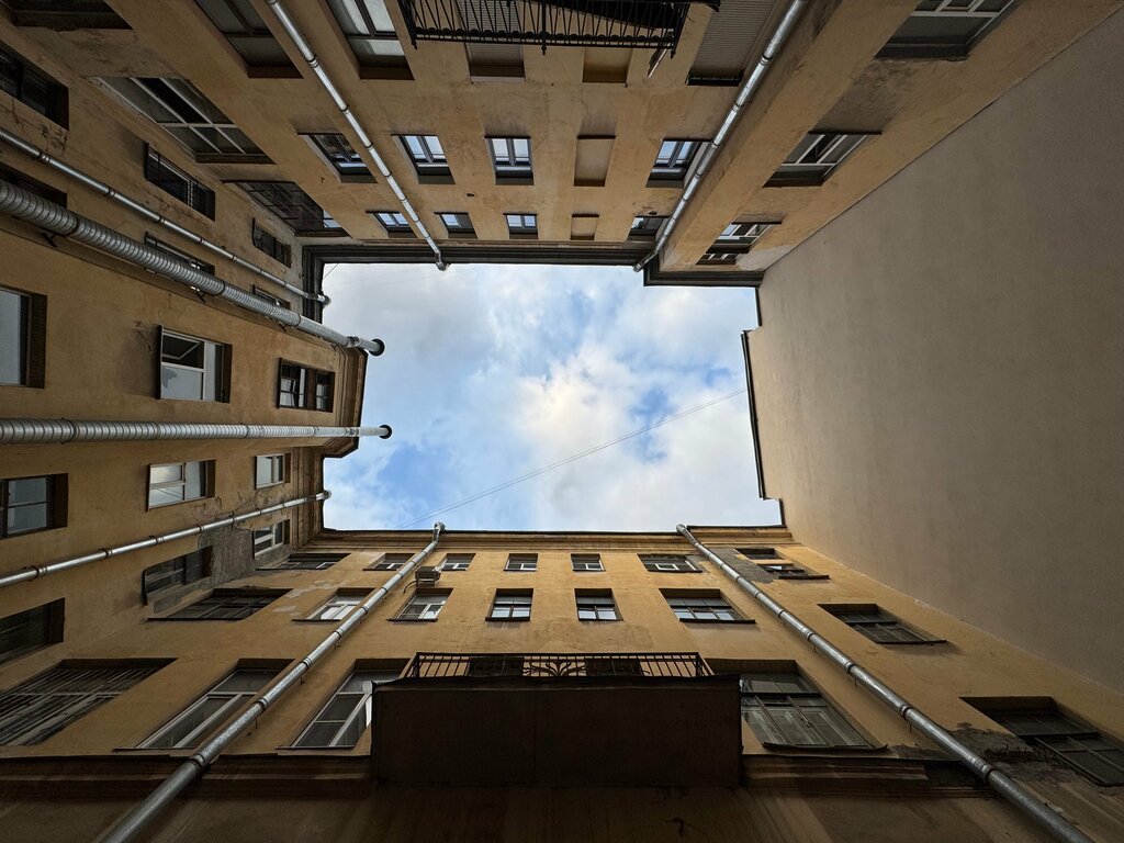 Turistik yerler Доходный дом А.В. Ратькова-Рожнова, Saint‑Petersburg, foto