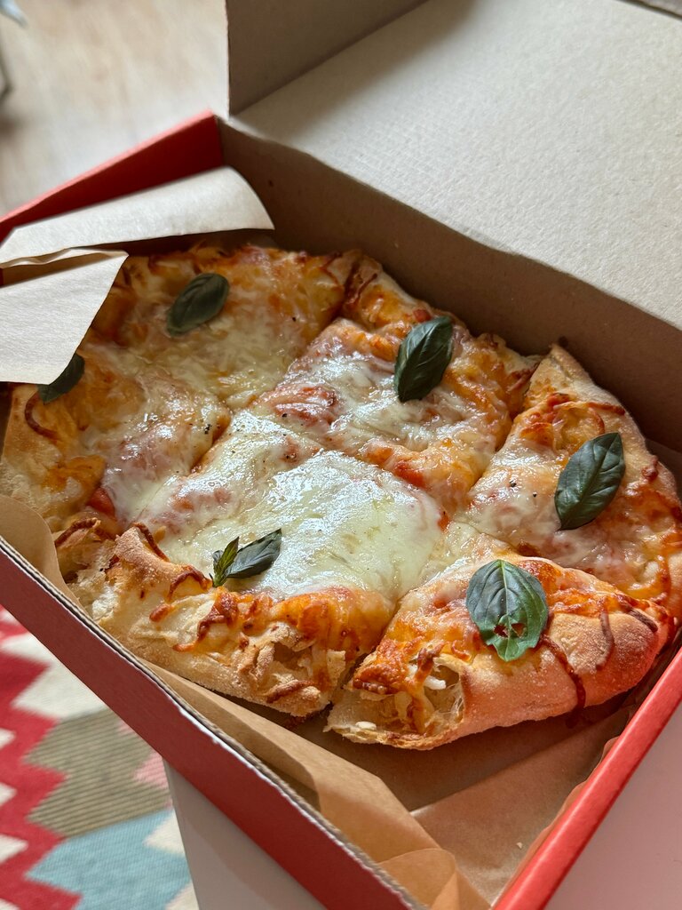 Restoran Crispy Pizza, Murino, foto
