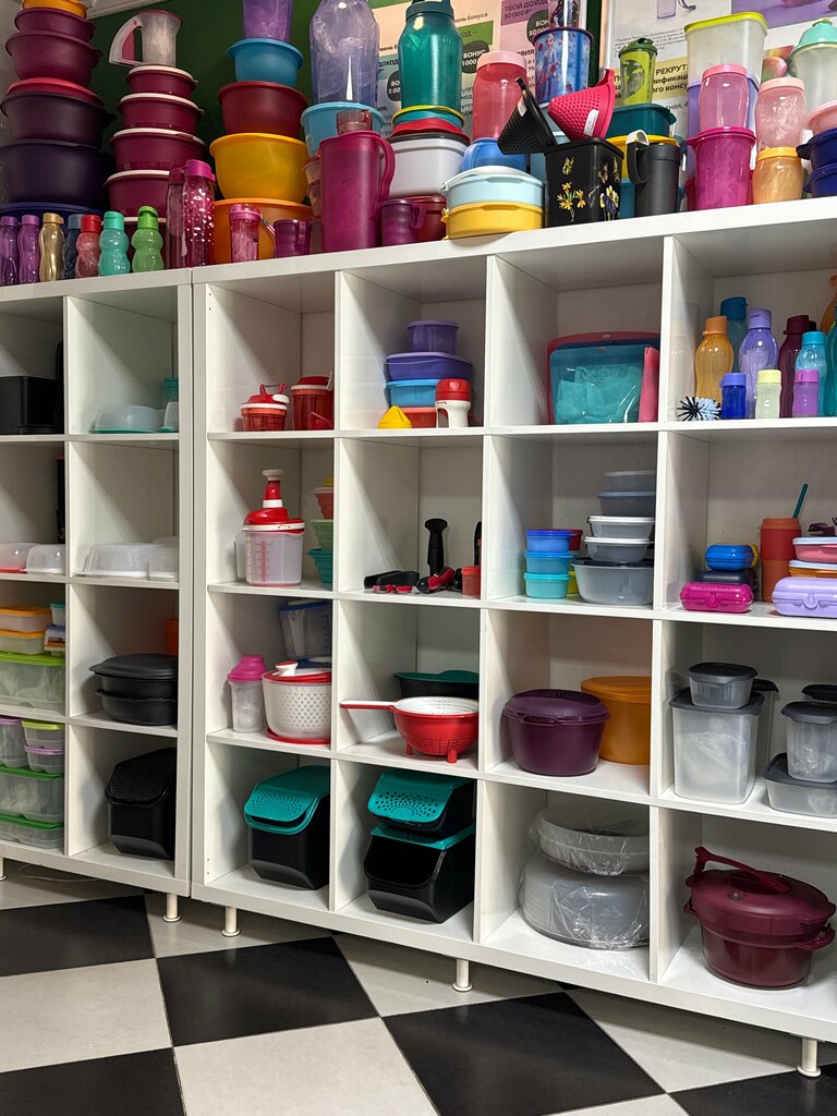 Züccaciye mağazaları Tupperware, Moskova, foto