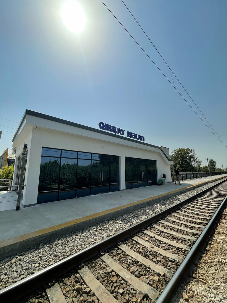 Tren istasyonu Kibray İstasyonu, Taşkent eyaleti, foto