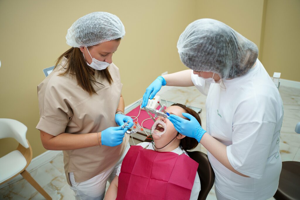Özel ağız ve diş sağlığı klinikleri ve muayenehaneleri Complex Smile, Moskova, foto