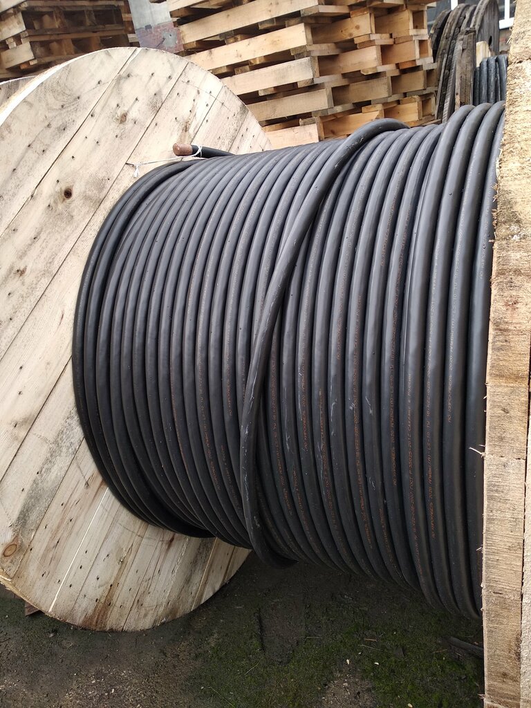 Kablo firmaları Kama-KabSnab, Perm, foto