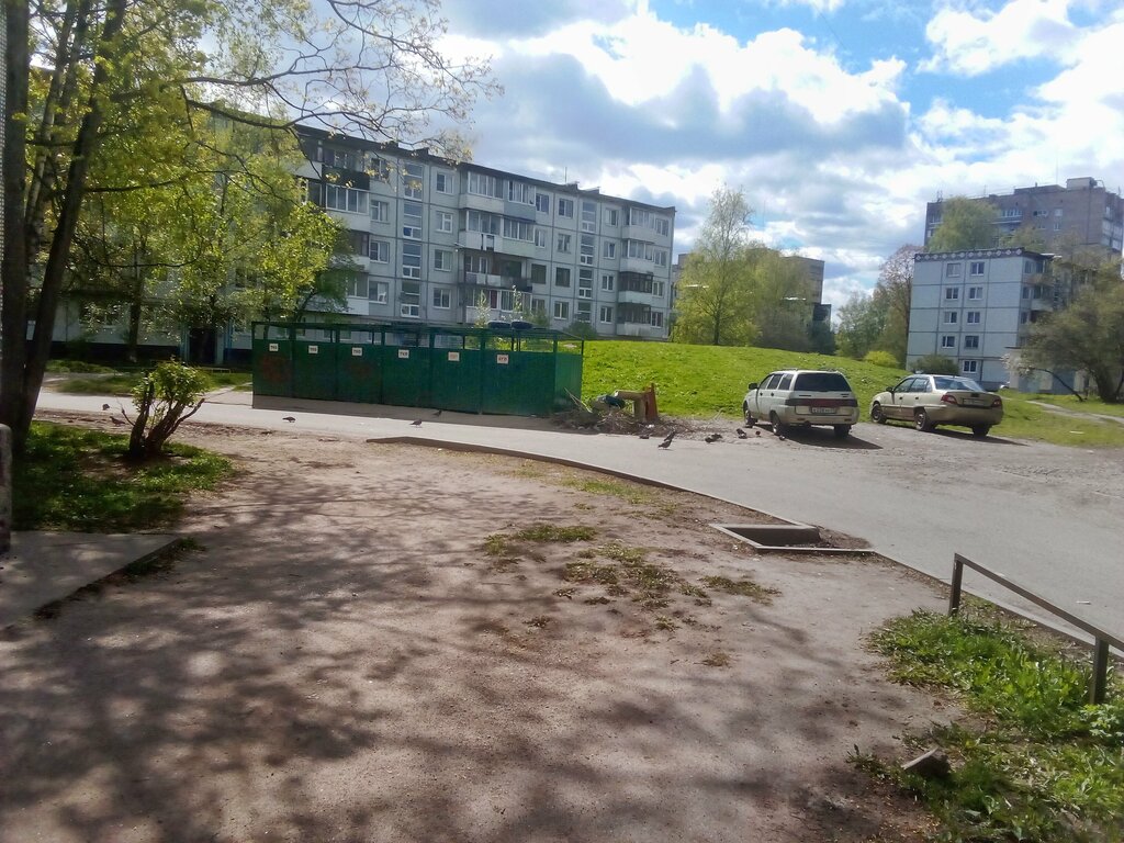 Çöp alanları Trash and garbage disposal area, Velikiy Novgorod, foto