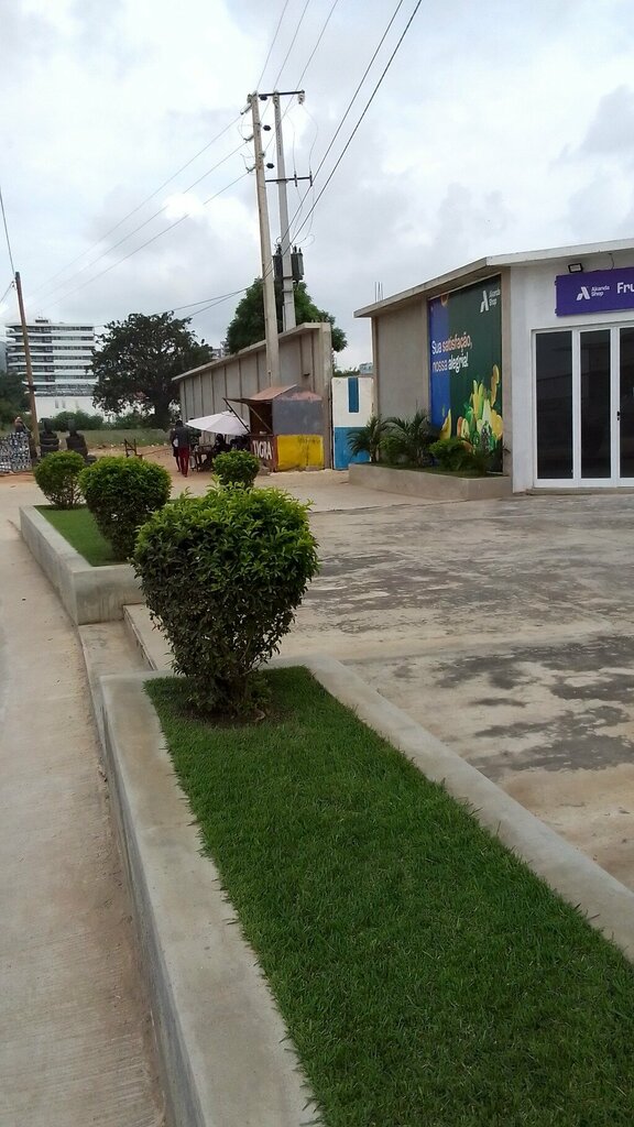 Manavlar Akanda shop, Loanda, foto