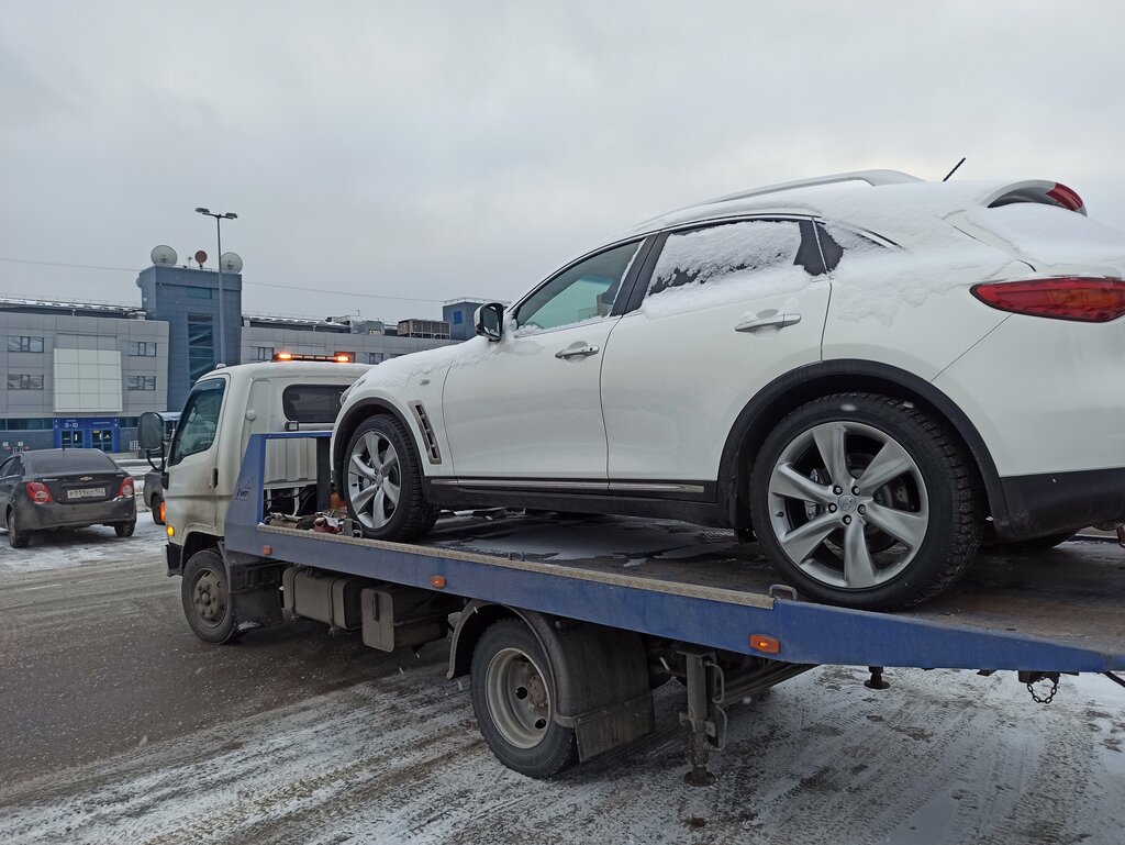 Çekici hizmeti Tow Truck 24/7, Nijni Novgorod, foto