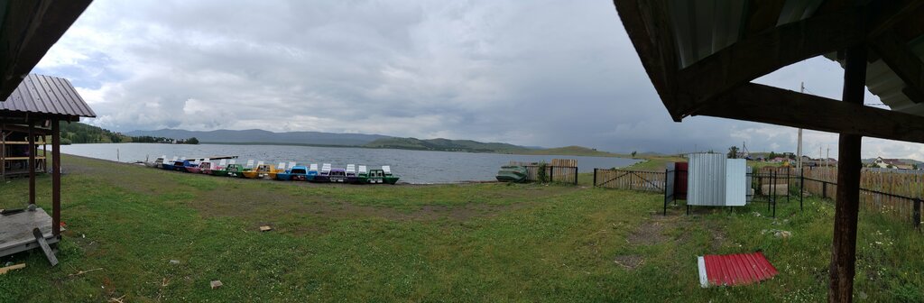 Kafe У озера, Başkurdistan, foto