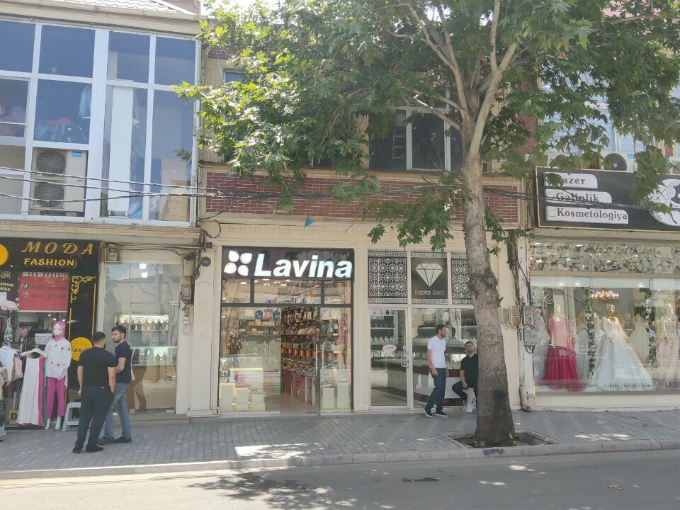 Ayakkabı mağazaları Lavina Moda, Gence, foto