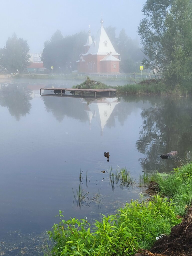 Ortodoks kiliseleri Tserkov Ikony Bozhiyey Materi Vzyskaniye Pogibshikh V Khromtsovo, İvanovskaya oblastı, foto