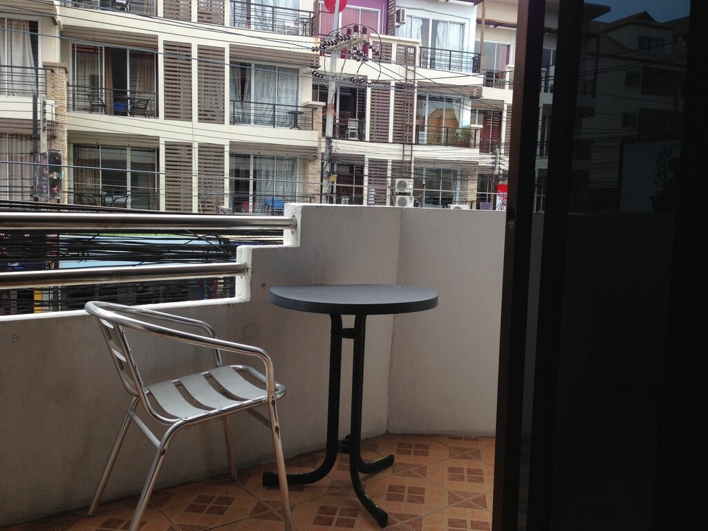 Otel Pizza 24 Guesthouse, Pattaya, foto