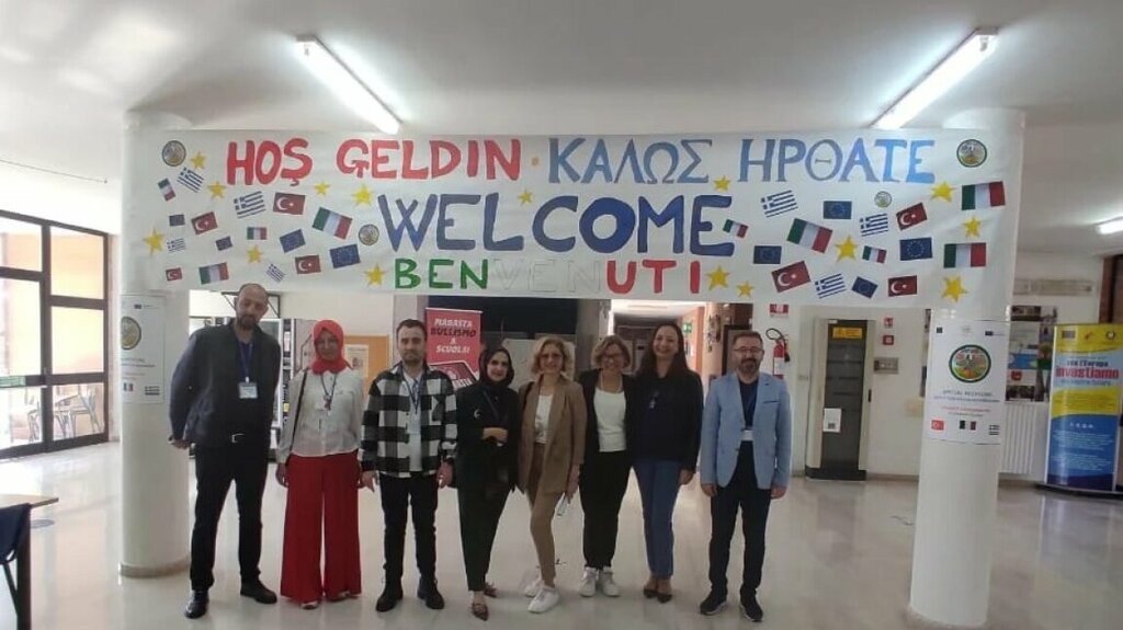Eğitim merkezleri Talas Halk Eğitim Merkezi Ve Akşam Sanat Okulu Müdürlüğü, Talas, foto