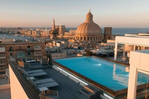 The Embassy Valletta Hotel (Valletta, Strait Street), otel  Valletta'dan
