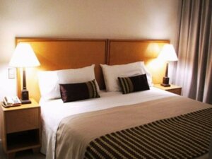 Rq Central (San Martín 55,Metro Estacion Moneda,Santiago Centro,), otel  Santiago'dan