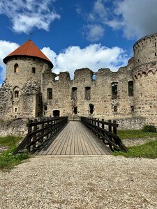 Castle park in Cesis (Cēsis, Cēsu Pils parks), kültür ve eğlence parkları  Cēsis'ten