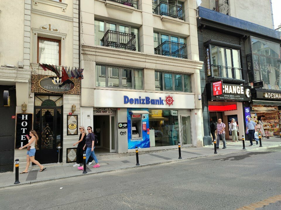 Elektronik cihaz ve parça firmaları Djı, İstanbul, foto