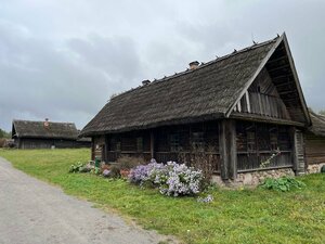 Веночный двор из деревни Браково (Minski District, Shchomyslicki Rural Council), turistik yerler  Minskaya oblastından