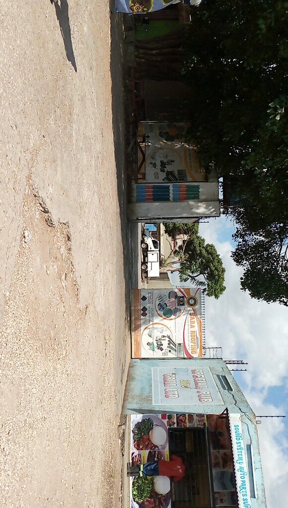 Çatı ve çatı materyalleri Saba roofing, Lusaka, foto