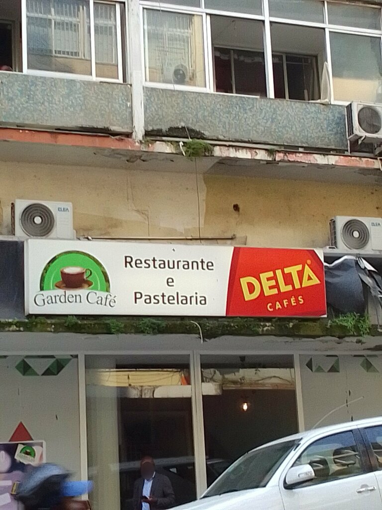 Pasta, şekerleme ve tatlı Granden café, Loanda, foto
