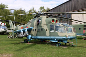Вертолет Ми-24А (Moscow Region, Shchyolkovo Urban District, posyolok gorodskogo tipa Monino), teknoloji anıtı  Moskova ve Moskovskaya oblastından