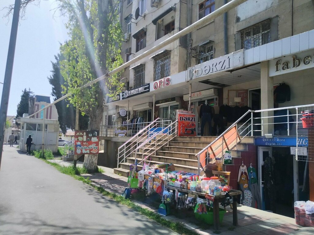 Emlak ofisi Ofis, Bakü, foto