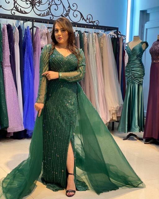 Giyim mağazası Black and White, Dubai, foto