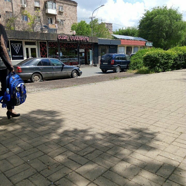 Kasap, şarküteri Shaqe Msamterq, Erivan, foto