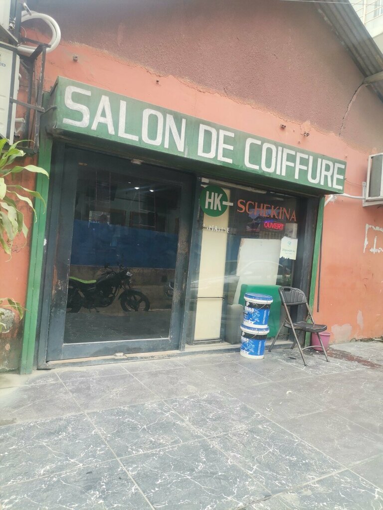 Güzellik salonu Salon De Coiffure Chez Hk- Schekina, Abican, foto