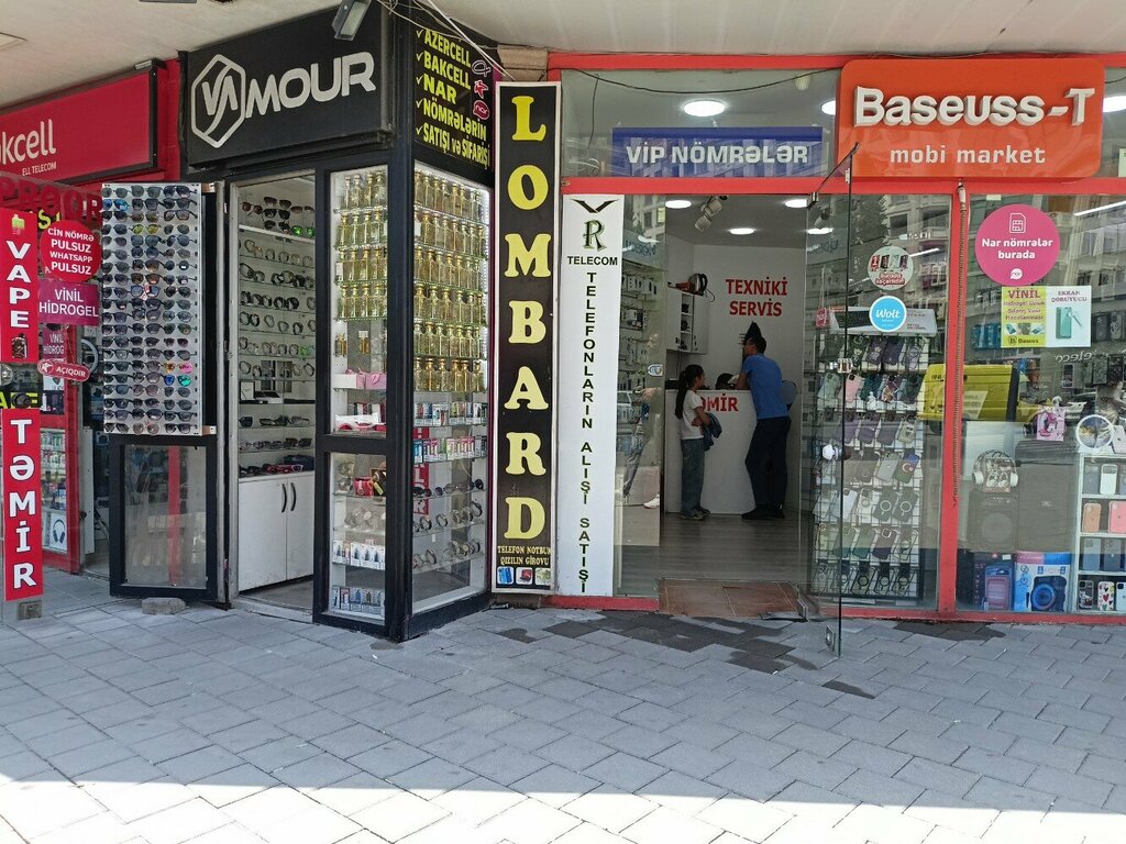 Kozmetik ve parfümeri mağazaları Mour, Bakü, foto