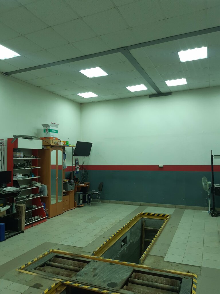 Araç muayene istasyonları Пункт техосмотра ИП Плотников А.С., Novaya Lialia, foto