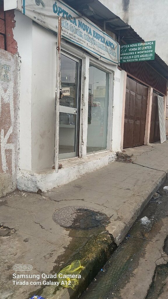 Optik Nova Esperança, Loanda, foto