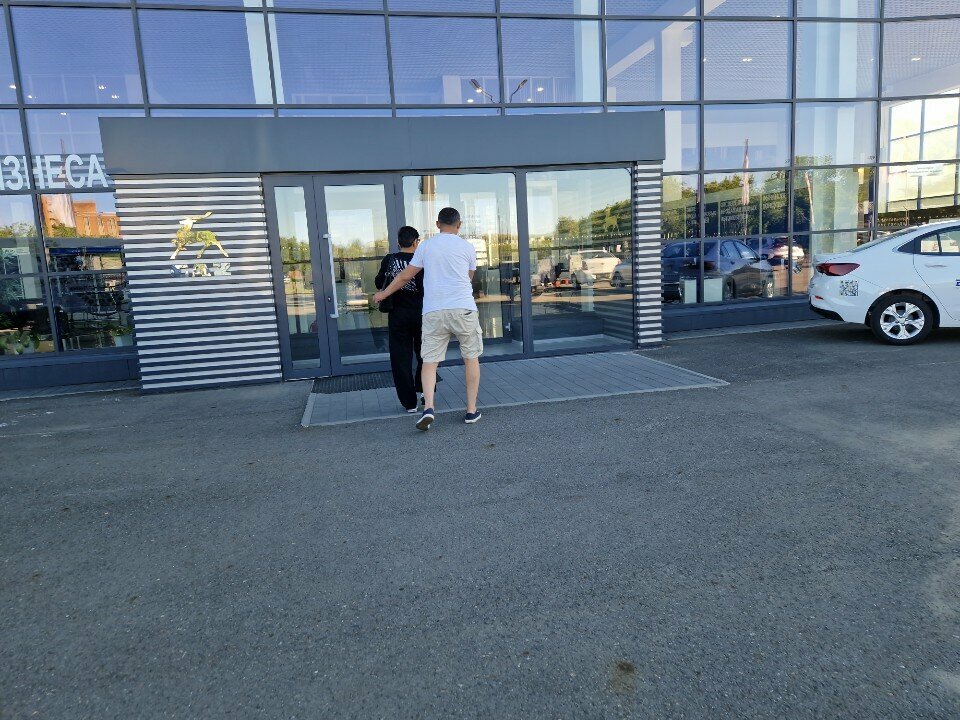 Otomobil satış galerileri Auto Trader, Öskemen (Ust‑Kamenogorsk), foto