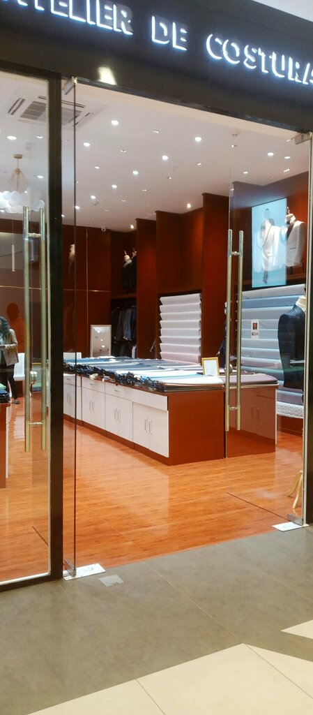Terziler Atelier de costura por medida, Loanda, foto
