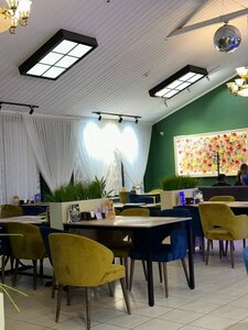 Cafe Gold (No:11, Jetisý-2 shaǵyn aýdany, Almaty), kafe  Almatı'dan