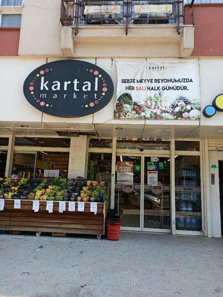 Süpermarket Kartal Market, İstanbul, foto