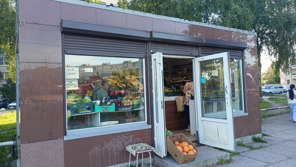 Manavlar Овощной ларёк, Kolpino, foto