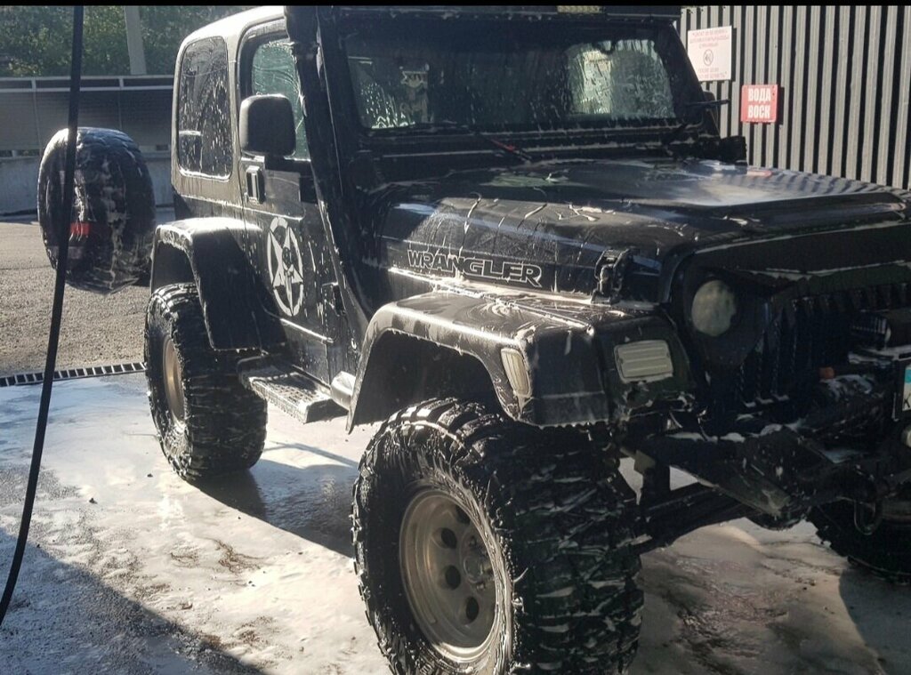 Oto yıkama Self-service car wash, Tekeli, foto