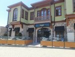 Lugat Kitap Kahve (Ankara, Altındağ, Hacettepe Mah., Kestane Cad., 25), kafe  Ankara'dan
