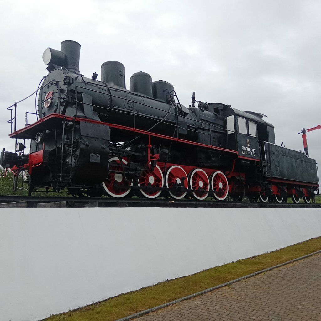 Anıt, heykel Мемориал 501-я стройка ГУЛАГ, Salehard, foto