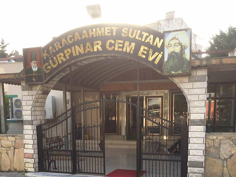 Dini dernekler Karacaahmet Sultan Cemevi, İstanbul, foto