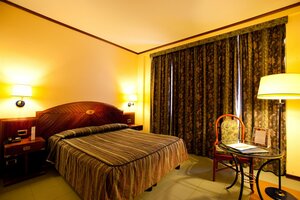 Hotel Tornese - Tuscan Lifestyle (Tuscany, Livorno, Viale Galliano, 26), otel